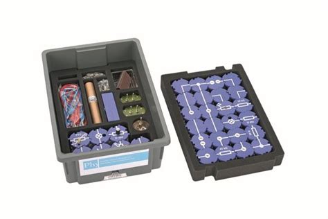 Parallel And Series Connection Of Voltage Sources PHYWE