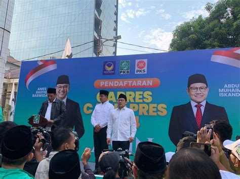 Tiba Di Markas PKB Anies Cak Imin Disambut Pendukung Azan