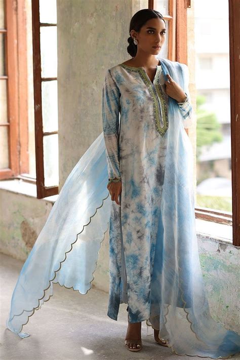 Pin By Nuzhat Fatima On Formal In 2025 Simple Pakistani Dresses