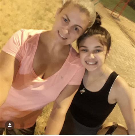 Vocês Gostaram Da Minha Tia E Minha Prima Tenho Tesao Nessa Putas R