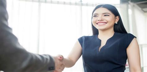 How To Make A Strong First Impression Eğitim Baykuşu