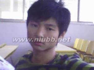 我才发现我比想象中爱你 我买的索爱W580 拍照清楚很正常但在摄像的时候发现图象比较