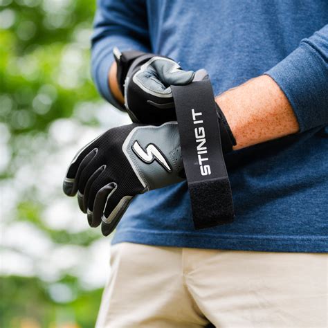 Stinger Winder Series Graphite And Black Premium Batting Gloves Stinger