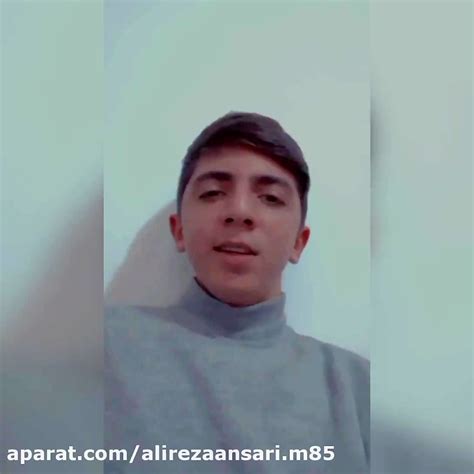 به هر کسی نگو که حالم بده