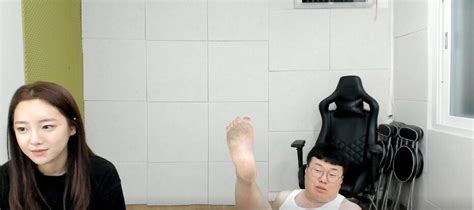 실시간 김봉준 발바닥ㅋㅋㅋㅋㅋㅋㅋㅋㅋㅋㅋㅋ 숲 Soop 에펨코리아