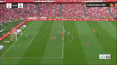 گل دوم پورتو به بنفیکا توسط مهدی طارمی بنفیکا ۱ پورتو۲ طرفداری