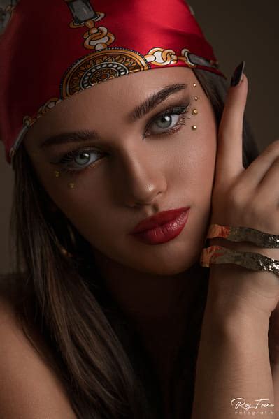 Glamour Red Lips By Olena Zaskochenko 500px