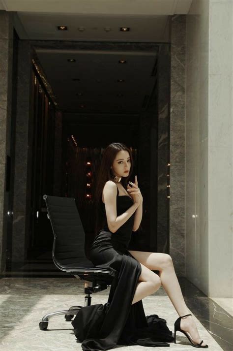 Mua đầm dự tiệc nữ đẹp dễ thương cá tính nhất 2024 Festival Fashion
