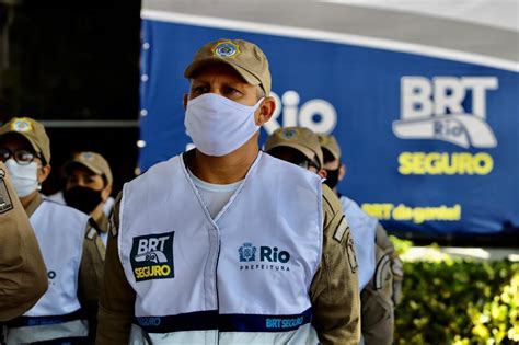 Prefeitura lança programa BRT Seguro para oferecer patrulhamento em 28 estações do sistema de