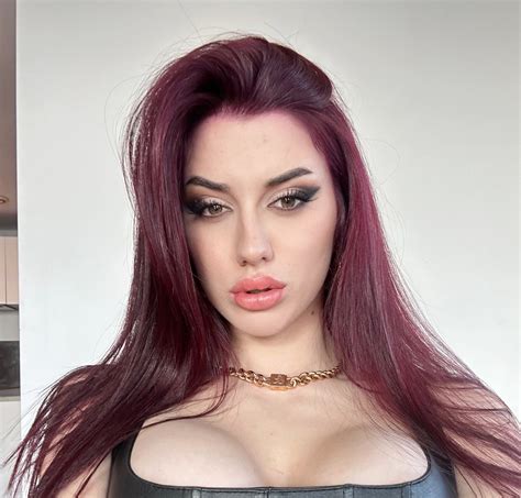 Domme Addiction Daily Fix Thursday October Th Domme Addiction