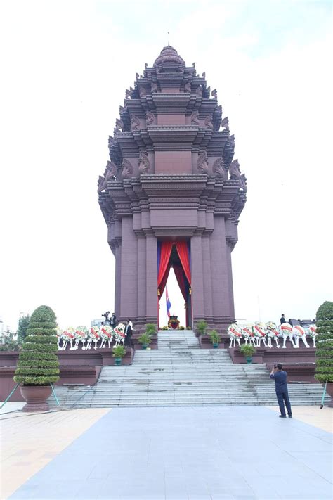 ថ្ងៃនេះកម្ពុជាអបអរសាទរខួបលើកទី៧០ នៃទិវាបុណ្យឯករាជ្យជាតិ ៩វិច្ឆិកា Cnc News