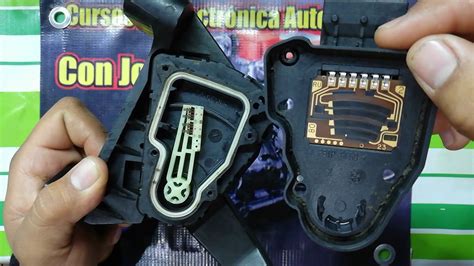 Sinfonía inversión Alrededor sensor de pedal de acelerador fallas