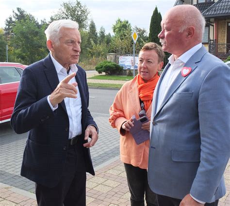 Premier Jerzy Buzek W Żarkach GŁosujcie Na Klemensa Podlejskiego