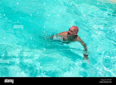 Swimmingpool Swimming Hi Res Stock Photography And Images Alamy