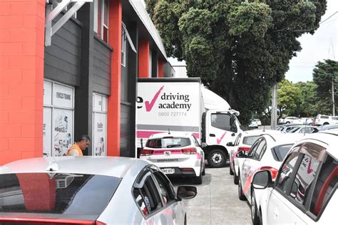 Class 2 Truck Licence How To Go From Zero To Full In A Week Nz Herald