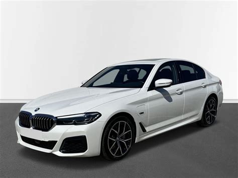 BMW Seria e xDrive M Sport Seria BMW Mașini Elite Cars Leasing