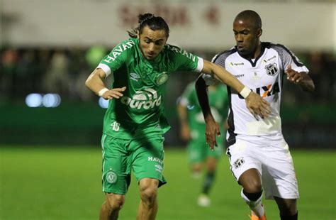 Chapecoense tenta quebrar jejum no Brasileirão hoje