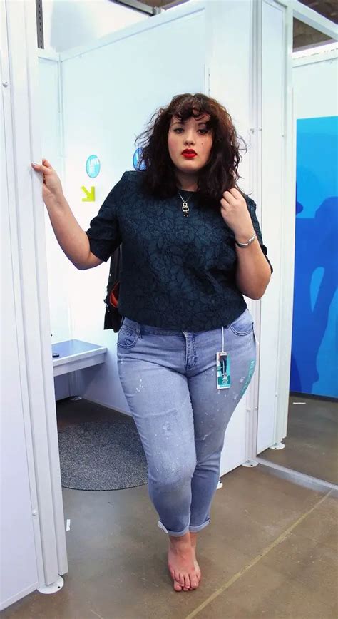 15 Very Important Fashion Tips For Curvy Women