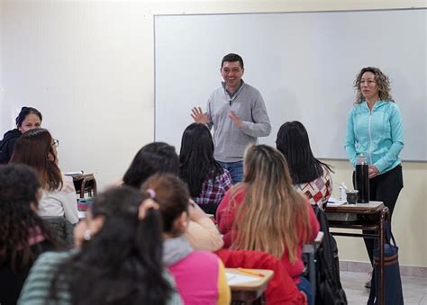 Koopmann anunció la apertura de la carrera de Ingeniero Agrimensor en