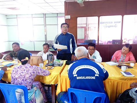 လယ်ဝေးမြို့နယ်ရုံးတွင် စာအုပ်၊ စာစောင်ချစ်မြတ်နိုးသူများအသင်း Book