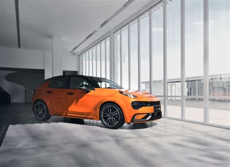 Lynk And Co 02 Hatchback Hd Hd Wallpaper Rare Gallery