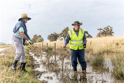 Farmers Needed Rural Aid Volunteers Ready To Help Rural Aid Media