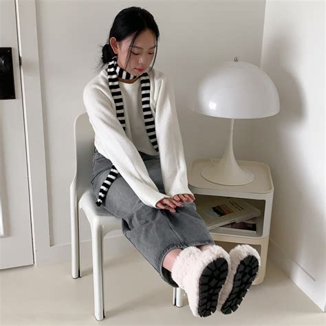 블루씨티 간절기용 롱롱 슬림 니트 무지 단가라 머플러 목도리 8color