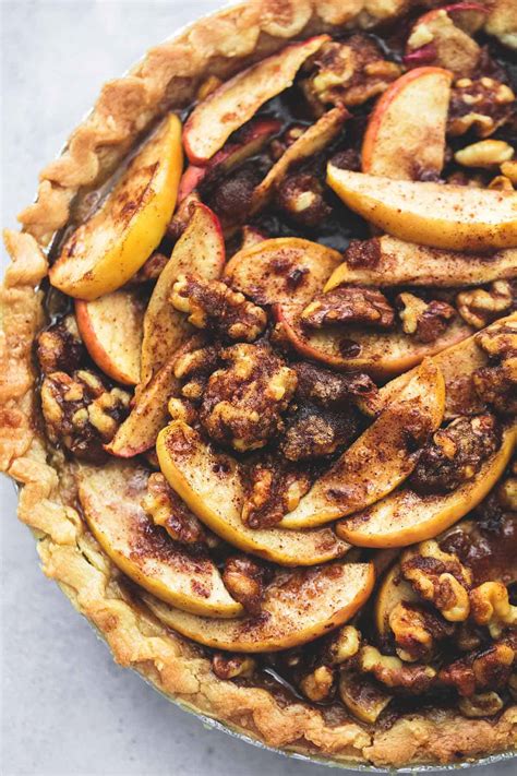 Brown Sugar Walnut Apple Pie Creme De La Crumb