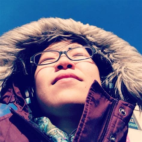 Vikki H Cheung Medium