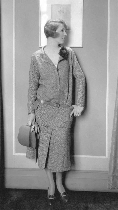 Top với hơn 76 về coco chanel first suit cdgdbentre edu vn