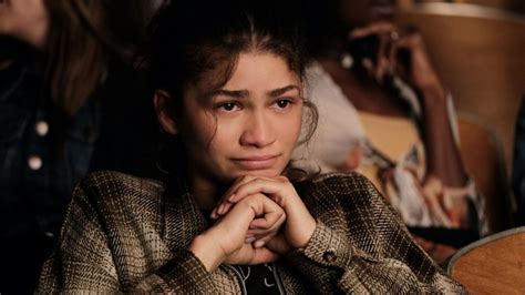 Euphoria Season 2 Finale Ending Explained Are Rue And Lexi Friends