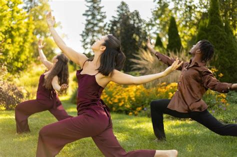 Sarah Dauer On Linkedin Promoting Jewish Culture Through The Arts In