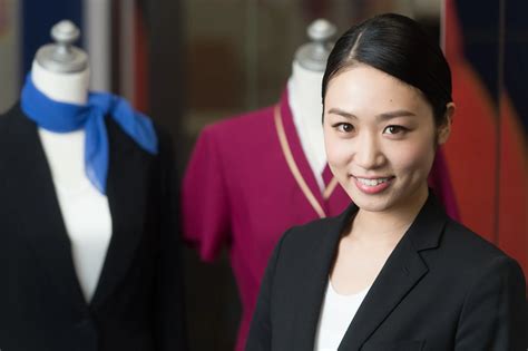 写真作品キャビンアテンダント養成学校に通う女性ポートレートTOKYO VIC ACADEMY東京都港区六本木5 1 6カメラマン派遣