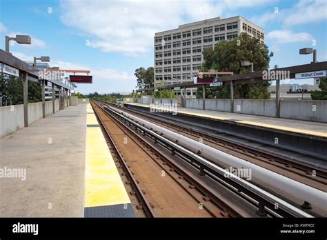 Third Rail Definition Urban At Julian Syme Blog