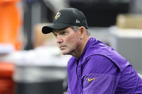 Mike Zimmer Having Emergency Eye Surgery Thursday Status Unknown