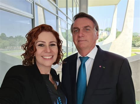 Bolsonaro Briga Zambelli E Fabricantes De Milho De Pipoca Comemoram