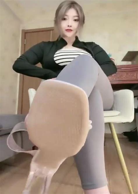 Chinese Femdom Joi Video 4