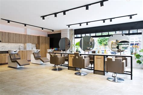 Vanessa Van Der Roest Coiffures Inline Nl