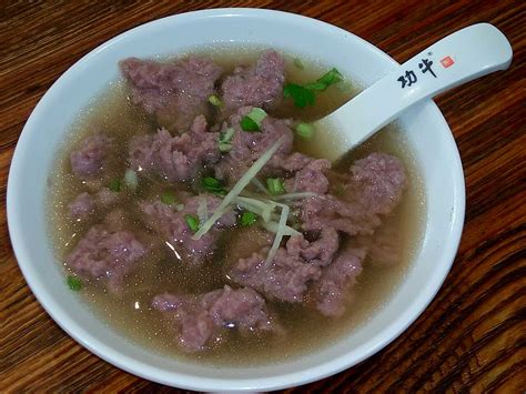 2023功牛炖汤牛肉安海店美食餐厅现在的牛肉羹调芡粉，冬天来 【去哪儿攻略】