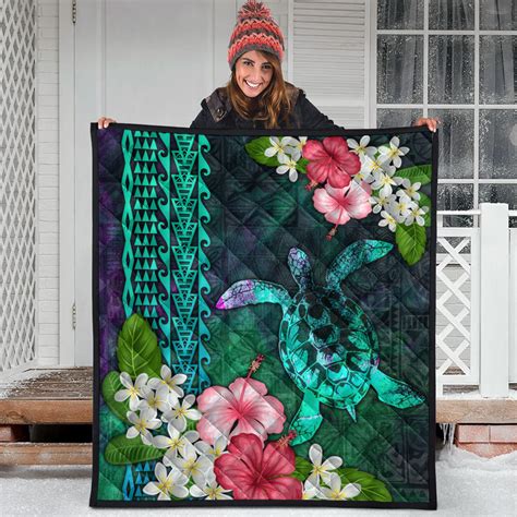 Hawaii Premium Quilt Sea Turtle Abstract Background With Tropical