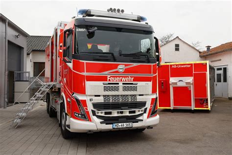 Walldorf Feuerwehr Container werden überdacht Rhein Neckar