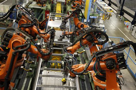 Jak powinien przebiegać proces automatyzacji procesów produkcji