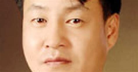기고 여론조사 윤리 강령 위반 업체 퇴출 방안 모색할 때가 됐다