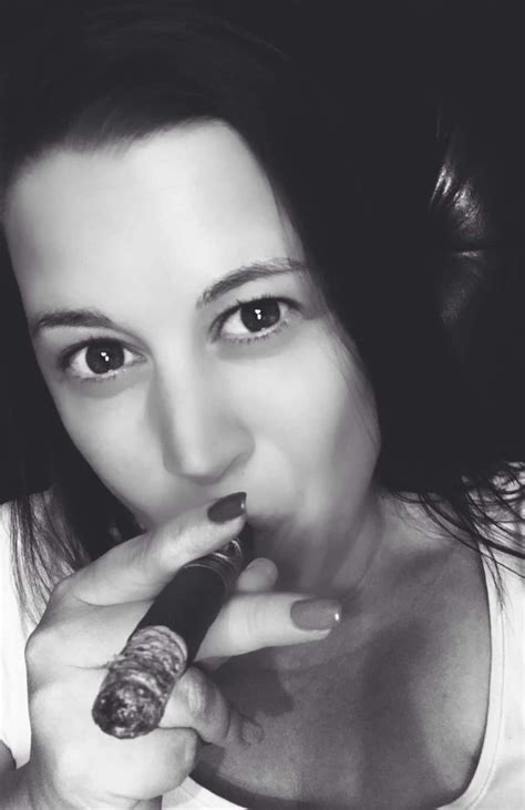 Pin On A Cigargirls 02