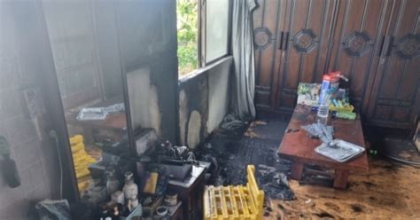 무선 청소기 배터리 아찔한 폭발 충전 중 과열 추정