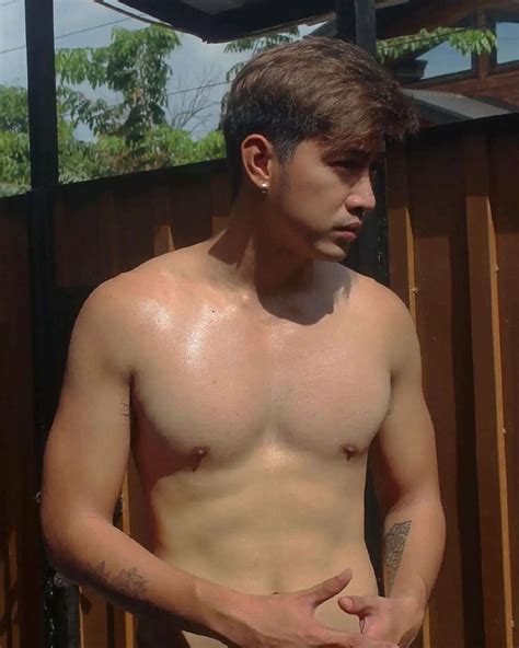👤 Jeremiahbtd ・・・ Shirtlessfilipino Shirtless Filipino Facebook