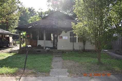 This Structure At 537 Lewis Trumann Police Department