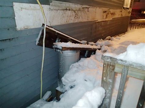 Gas Leaks From Propane Tank Damaged By Deck Collapse Westport News