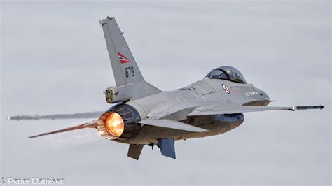 Us Approval Of Sale Norwegian F 16s To Romania
