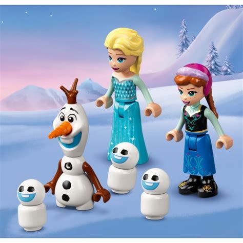Конструктор LEGO® Disney Frozen 43194 Зимняя сказка Анны и Эльзы ...